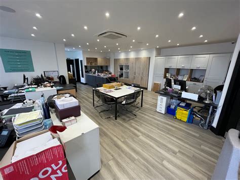 9 10 Reform Rd Maidenhead Sl6 8bt Gbr