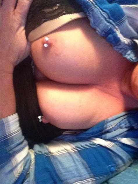 Big Tit Babe 48457 Pic