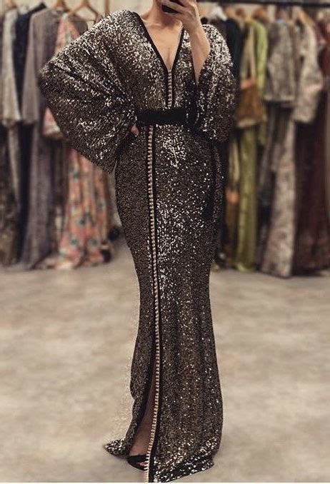 Pin On Fashion Moroccan Dress Moroccan Fashion Kaftan Designs