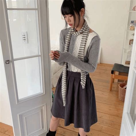 3color내추럴핏 디어 스웨이드 핀턱 플레어 밴딩 미디 스커트 치마 에이블리