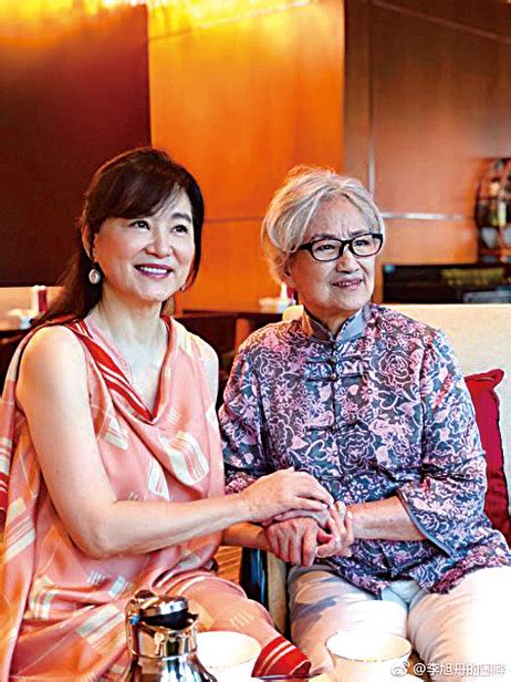 林青霞與王文娟合影 李旭丹：賈寶玉遇林黛玉｜大紀元時報 香港｜獨立敢言的良心媒體