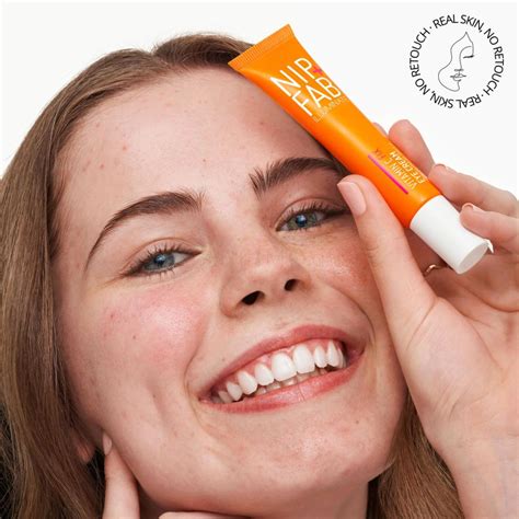 nip fab illuminate vitamin c fix eye cream 10 Κρέμες ματιών για