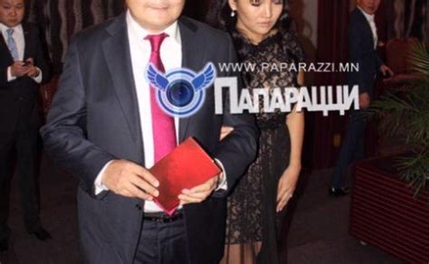 Ufc группийн тэргүүн хатагтайн тансаглал