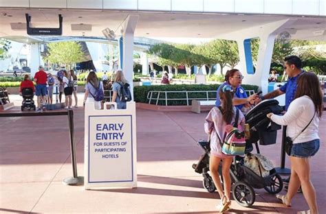 All About The Early Theme Park Entry Benefit At Disney World