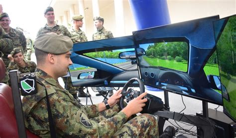 Трибина за младе „Ум на Друм“ Војна академија Београд