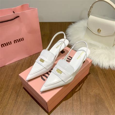 Туфли Miu Miu купить с доставкой по выгодным ценам в интернет