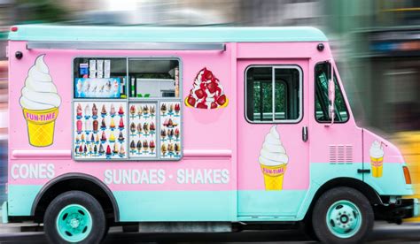 Ice Cream Truck Chris And Niki Explore Mom S Ice Cream Truck