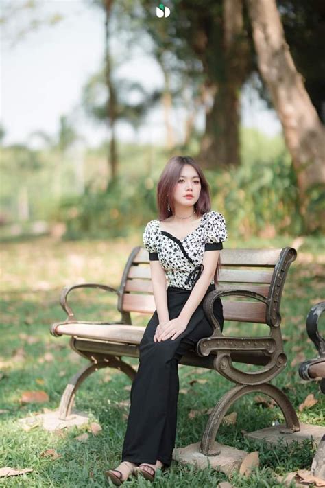 Eain Su In 2024 Traditional Dresses Designs Myanmar Dress Design Myanmar Women