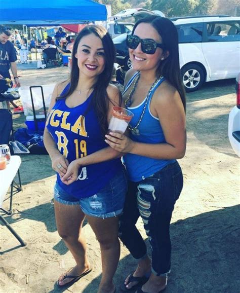 Mom Or Daughter Scrolller Mom Or Daughter Scrolller