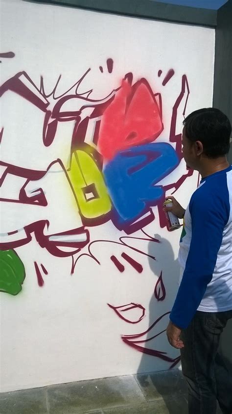 Mau Kritik Bima Arya Corat Coret Saja Di Taman Grafiti