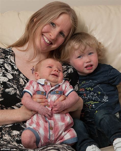 L L Ng Chuy N Hai Anh Em Sinh I Nh Ng C Ch Nhau N Tu I