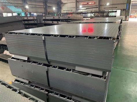 Stainless Steel Material Automatic Loading Dock Leveler Dock Ramp