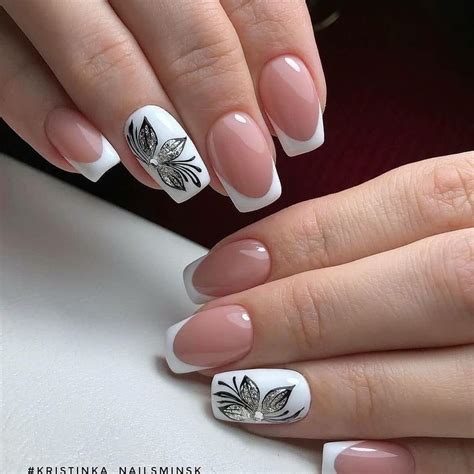 Оригинален маникюр за къси средни и дълги нокти За Жената