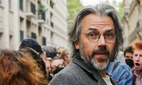 Sur Le Coran De La Mecque Je Vais Ramener Mes Frères Pour Te