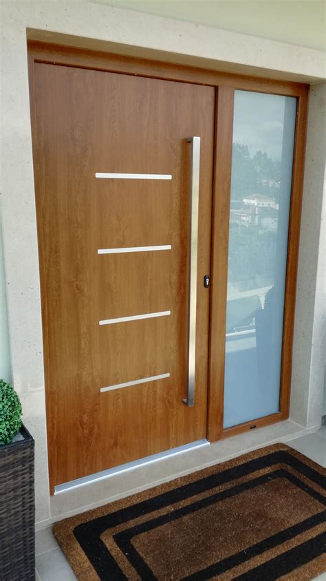 Porta Pvc Moderna Para Moradia Em Santarém Portugal Armoire