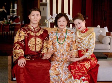 窦骁何超莲晒婚纱照官宣婚礼，何三太惊喜现身，力破网传不来参加婚礼的传闻 知乎