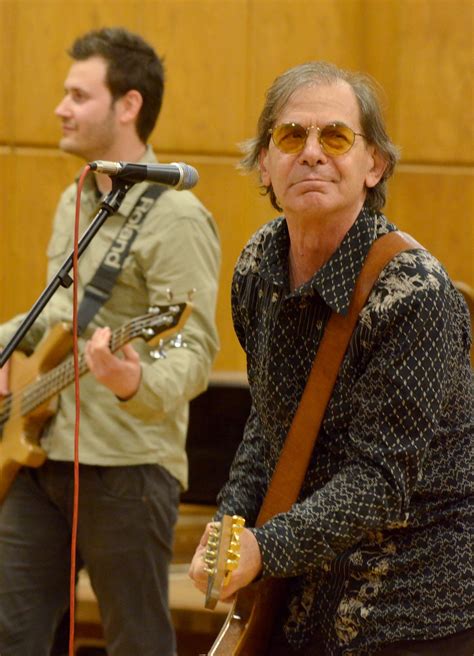 Нотна стойност [В текста на песента Клетва] има и