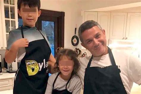 El Emotivo Reencuentro De Alejandro Sanz Con Sus Hijos Magazinespain Com