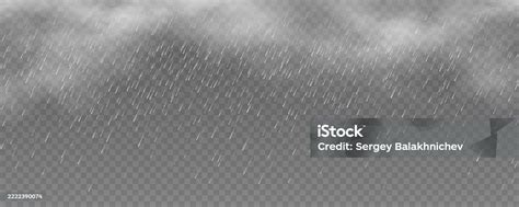 투명한 배경에 안개 효과가 있는 사실적인 폭우 안개 낀 구름과 빗방울이 드라마틱한 날씨 장면을 연출합니다 계절 일러스트레이션 또는 분위기 있는 오버레이를 위한 푸티지 벡터