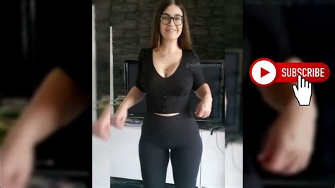 Gorgeous Softsparkling Curvy Fashion Queen Leicht Perlig Biography And Lifestyle Age And Weight