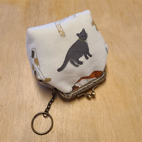 노는고양이 동전지갑 키링 아이디어스