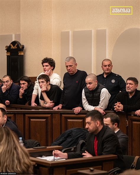 პუბლიკა • Publika 📸 ფოტოები 6 მარტის სასამართლო პროცესიდან თბილისის საქალაქო სასამართლოს