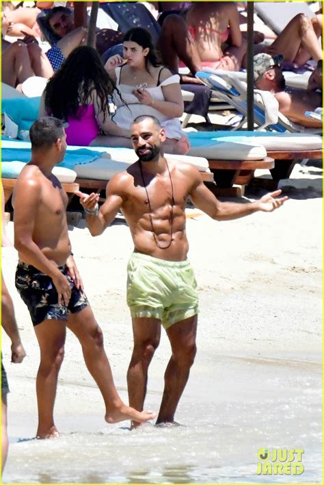 Photo Mohamed Salah Shirtless At The Beach 11 Photo 5054507 Just