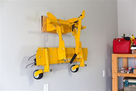 The Walker A10 Dethatcher