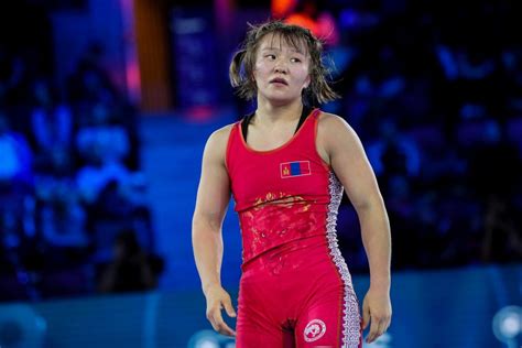 Д Отгонжаргал Б Хулан нар өнөөдөр алтан медалийн төлөө барилдана Newslive