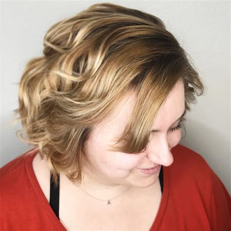30 Stunning Curled Short Hairstyles To Try In Spring 2020