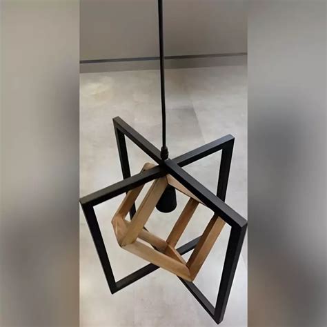 خرید و قیمت لوستر آویز مدرن مکعب مربع چوب و چرخ تک شعله از غرفه لوستر