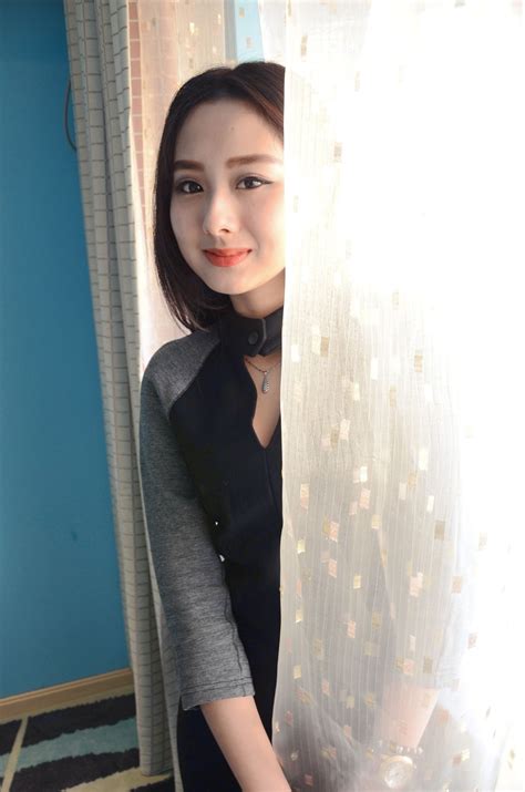 国模于子涵大尺度人体私拍套图