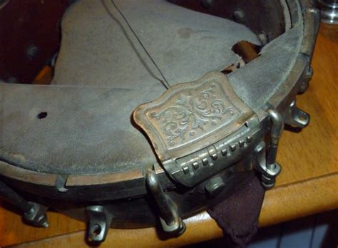 Small 8 String Banjo Antiques Board