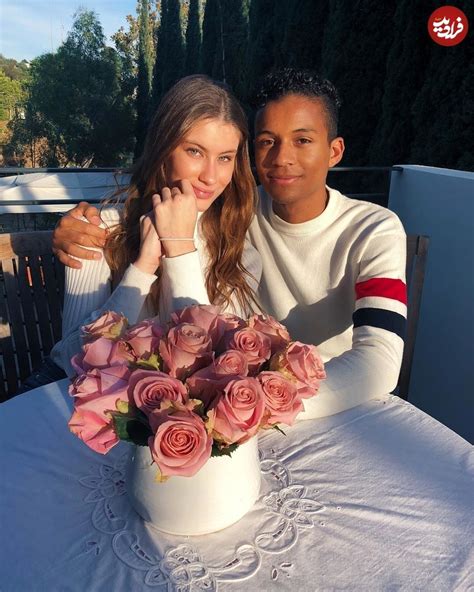 جعفر جکسون برادرزاده مایکل جکسون در کنار نامزدش عکس اقتصاد24