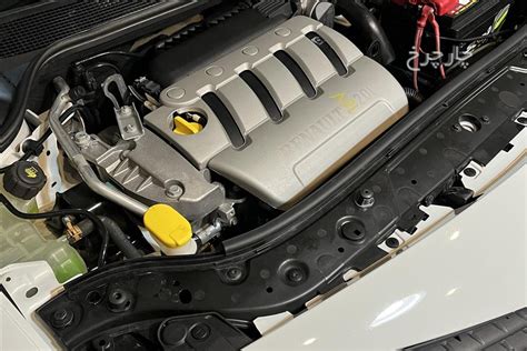 فروش رنو مگان مونتاژ 2000 کارکرد ۱۴هزار کیلومتر بدنه بدون رنگ اتوماتیک