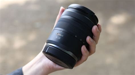 Компания Canon представила широкоугольный зум объектив Rf 16 28mm F28 Is Stm для полного кадра