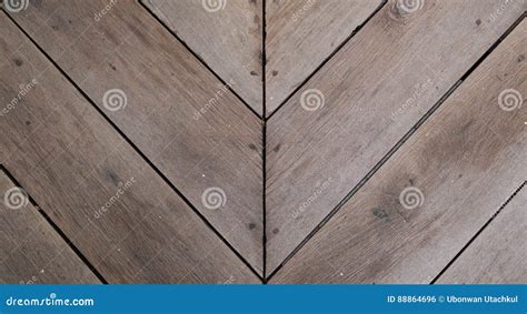 Piso De Madera Del Listón Con Forma De La Flecha Foto De Archivo Imagen De Madera Tarjeta