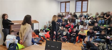 Инспектор на Детска педагогическа стая съвместно с експерти от Превантивен информационен център