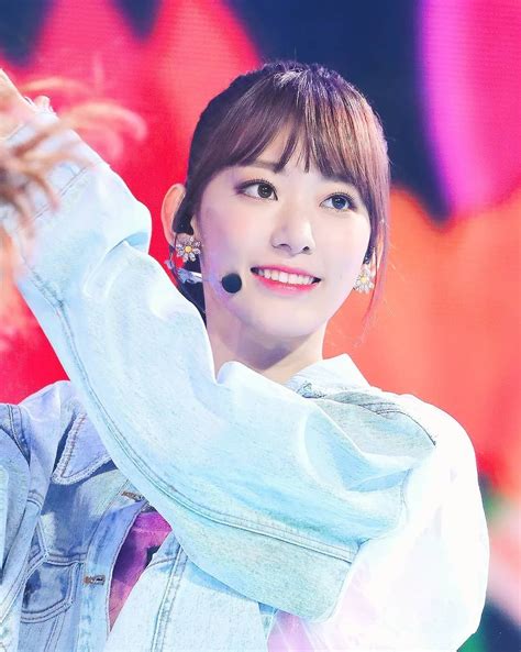 Sakura Miyawakiandsakura Miyawaki Fake Pussy