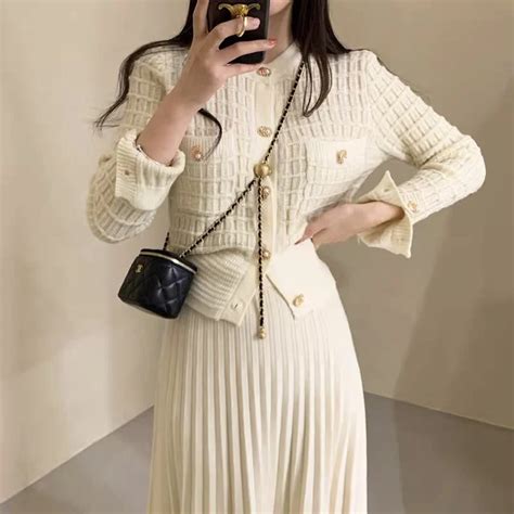 라운드 넥 메시 디자인 긴팔 니트 가디건 하이 웨이스트 플리츠 스커트 수트 심플하고 다양한 디자인 Aliexpress