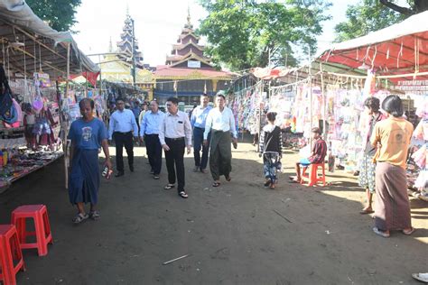 ရခိုင်ပြည်နယ်ဝန်ကြီးချုပ် ဦးထိန်လင်း ဆွမ်းဆန်စိမ်းလောင်လှူခြင်း ရေစက်ချမင်္ဂလာ အခမ်းအနားနှင့် ဆ