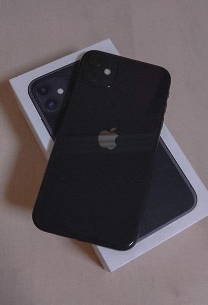 Apple Iphone 11 64 Gb черный Ростест покупал в Связном Телефону