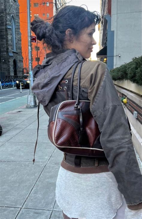 Pin By Damya On Am•bee•ance In 2025 Street Style Fall Winter Fashion Killa Style