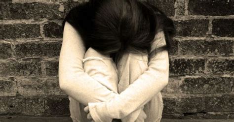 15 годишно момиче е било изнасилено многократно от най малко 12 души Btv Новините