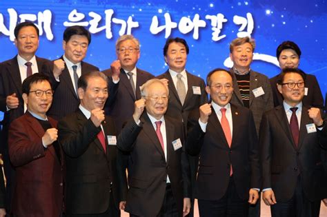 尹대통령 노동개혁 시급 세계 표준 노사법치 세워야 노동개혁 속도내는 尹정부 파이낸셜뉴스