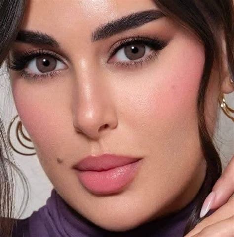 ياسمينصبرىمسرحمصراضحكمنقلبكشعرعربيالقرأنالكريم الشعب مصر