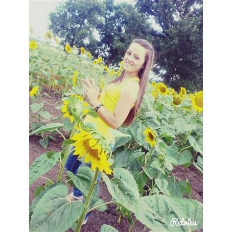 Погребват убитата от мантинела Фатме