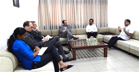 නවසීලන්තයේ හිටපු වැඩ බලන මහ බැංකු අධිපති ‍සහ ජාතික ජන බලවේගය අතර හමුවක් Lanka Truth සිංහල