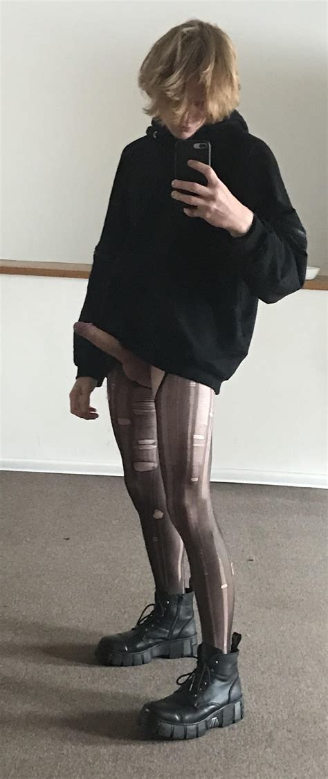 Does This Make Me A Femboy Rfemboys