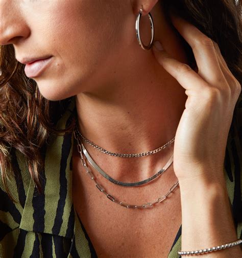 Women Thin Silver Cuban Chain Necklace Rellery